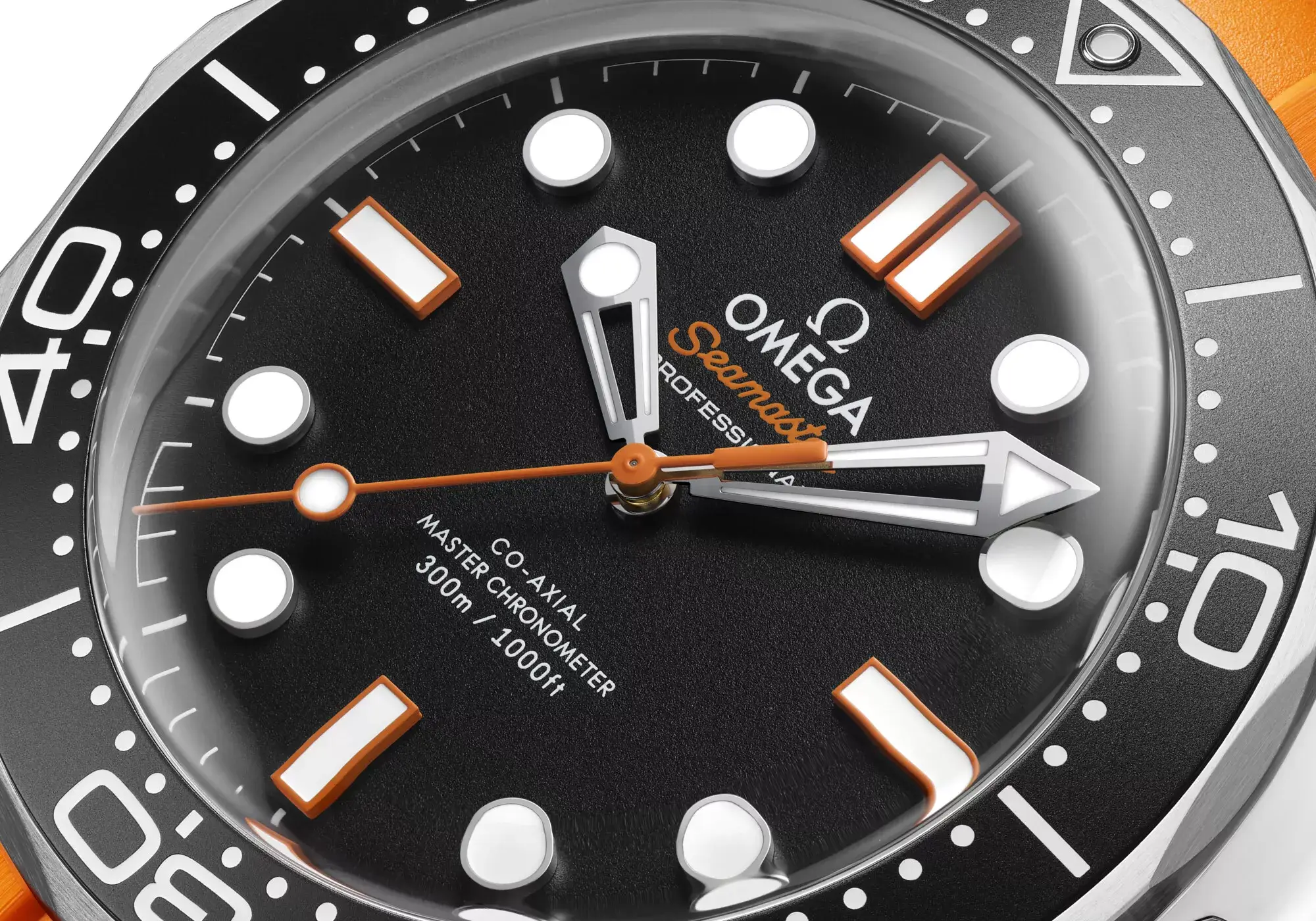 Omega Seamaster Diver 300M “Orange”. Kultowy model z pomarańczowymi ...