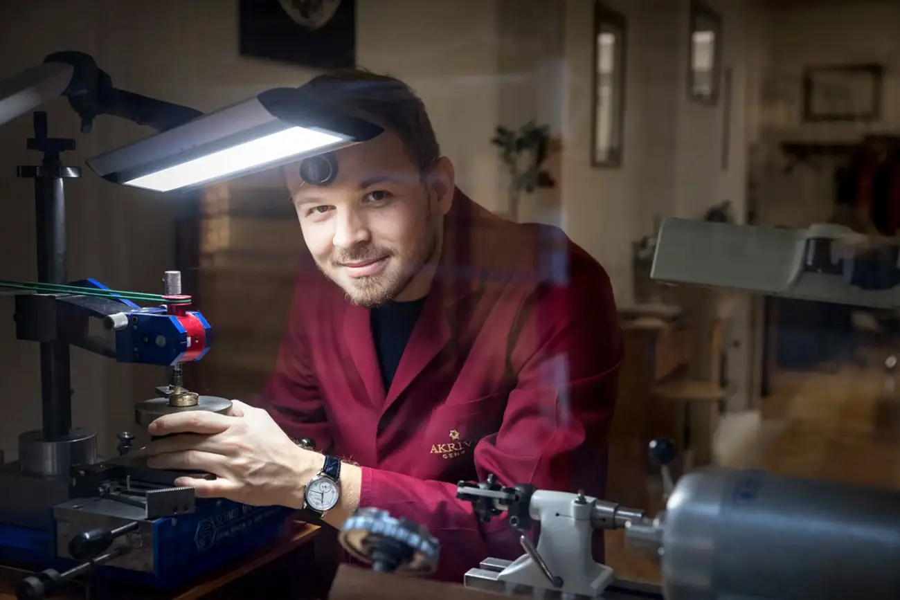 Rexhep Rexhepi. Chłopiec, który postanowił zostać zegarmistrzem ...